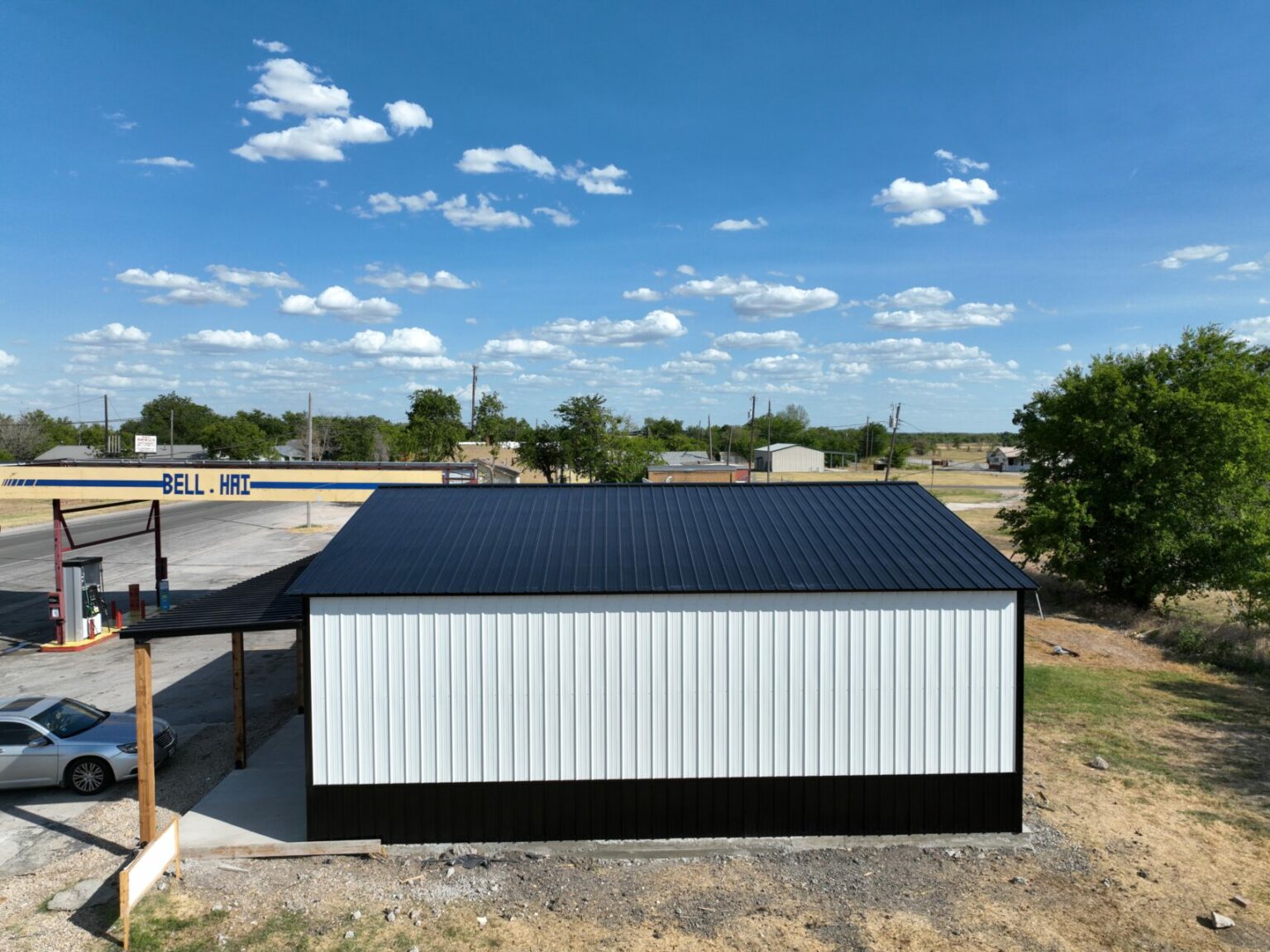 MB7-33x35 Metal Building | WolfSteel Buildings