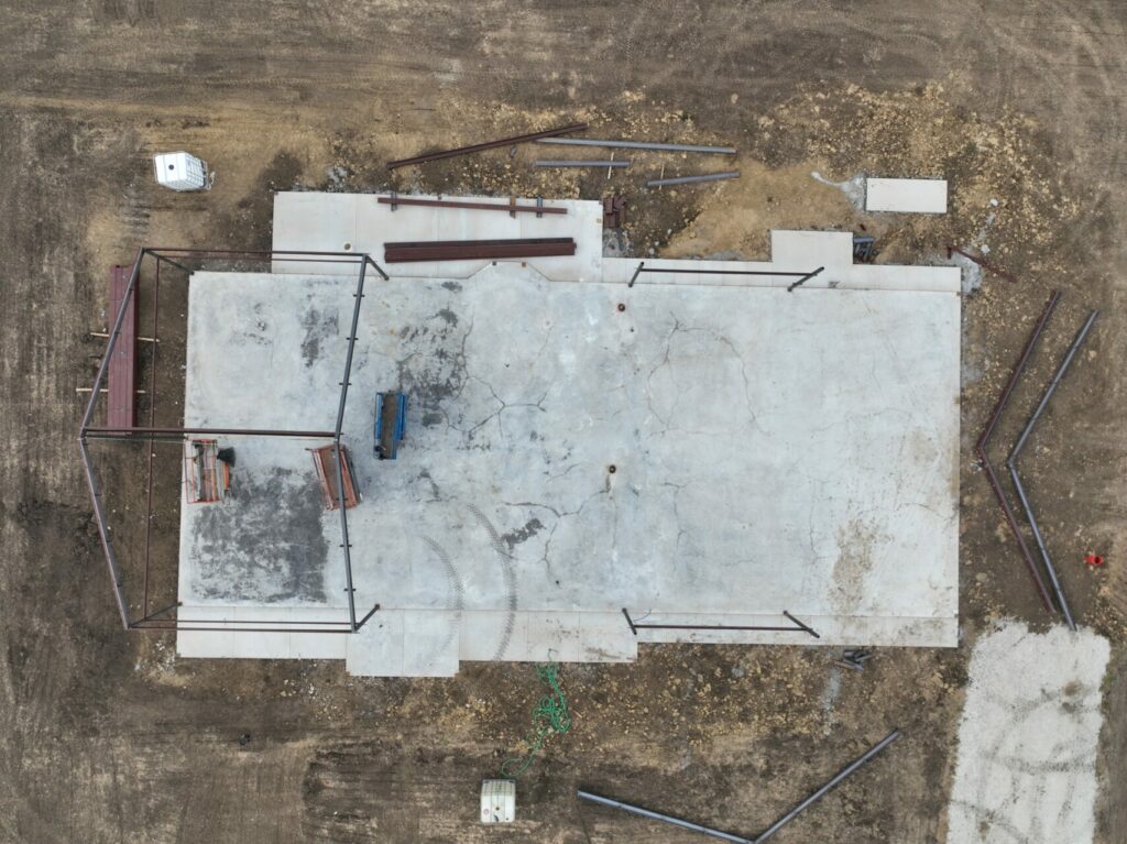 RMB6 - 40x80 Red Iron Metal Building | WolfSteel Buildings